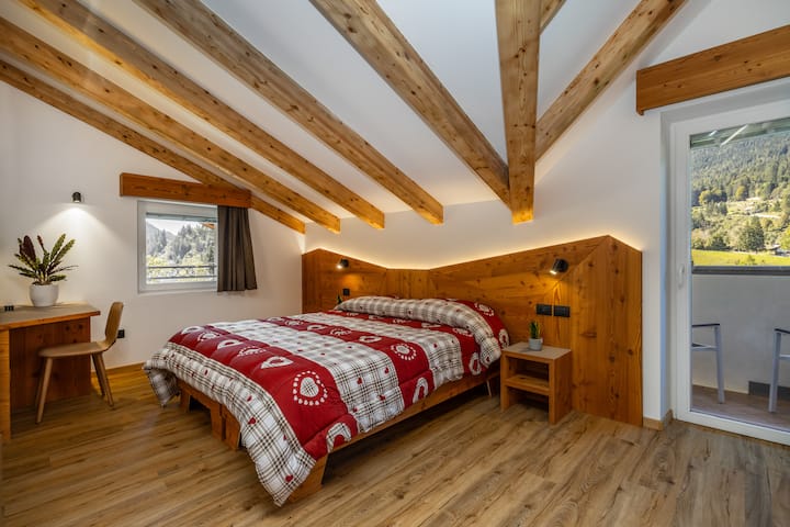 Camera Deluxe Quadrupla - Molveno