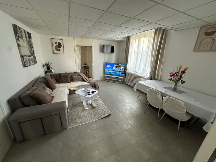 Studio Indépendant Proche Des Transports - Le Mans