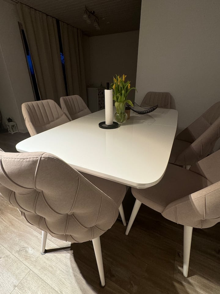 Zimmer In Oberentfelden Queen Bed - Aarau