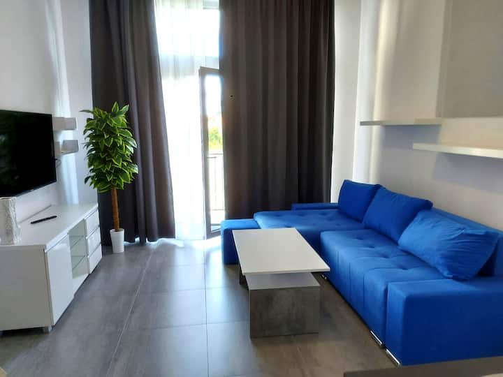Apartament Z Antresolą I Balkonem Przy Lotnisku 20 - Wrocław