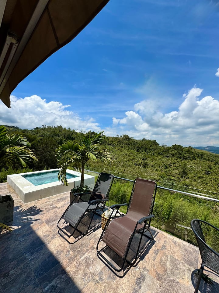 Casa Moderna Con Jacuzzi Y Acceso A Bosque Privado - Calima