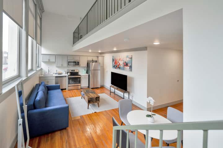 Chic City Loft | Free Parking | Hospitals | 2f - Louisville, KY