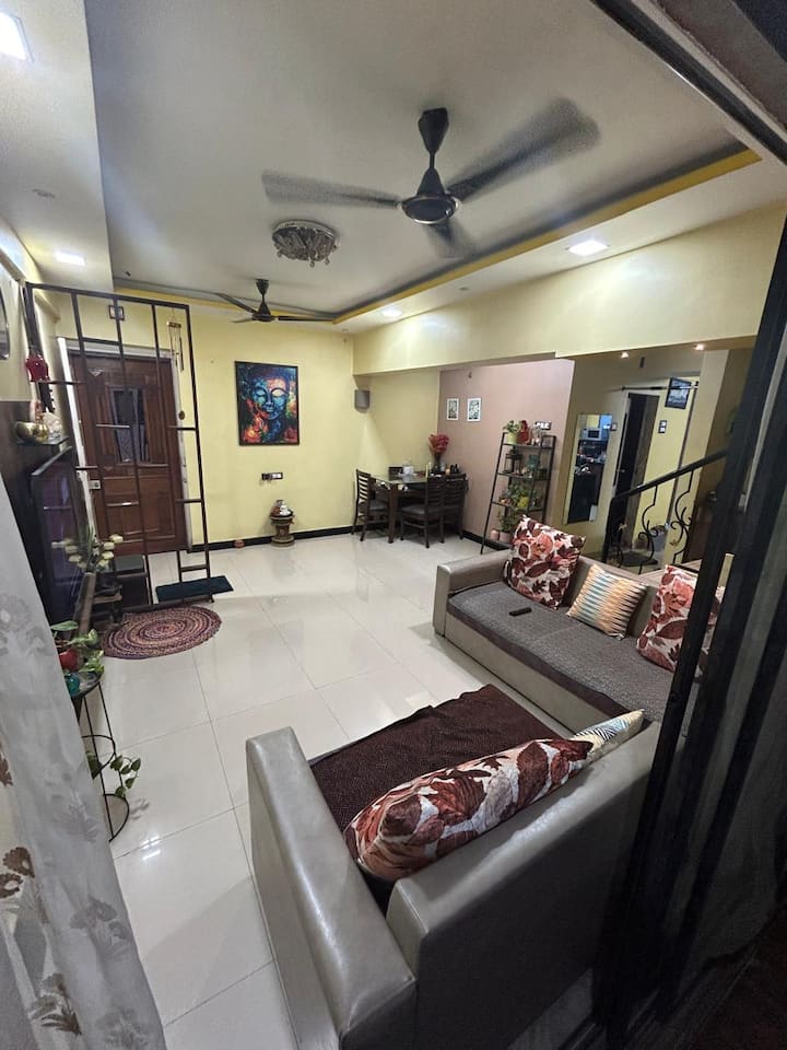 An Apartment In A Society For Max 7-8 People. - Thane