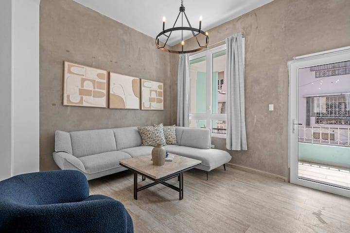 Canvas Suite | Urban Escape In The Heart Of It All - San Juan