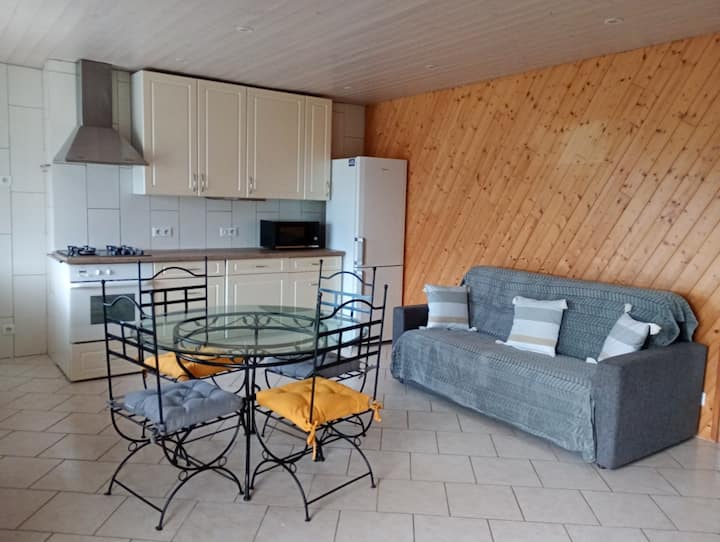 Appartement Indépendant Dans Maison D'habitation - Lozère