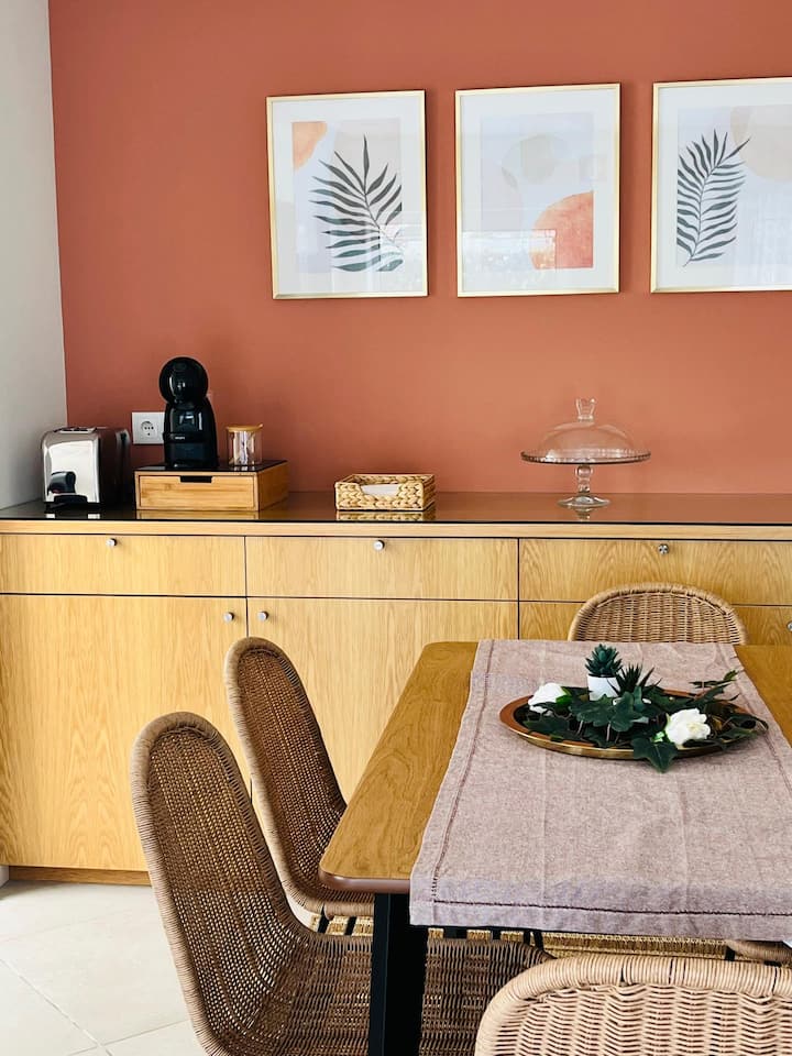 Aguda Beach House

Casa Da Praia Com Terraço - Espinho