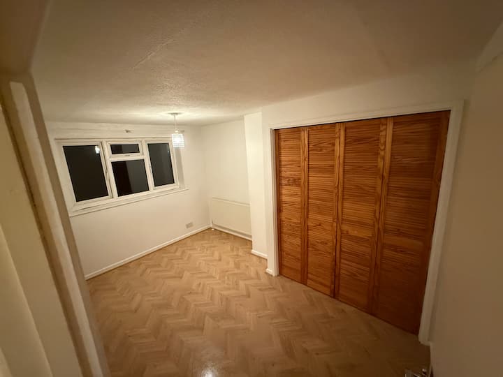 Cosy 3 Bed House - Bicester