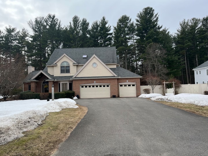 Cozy Studio For Professionals Near Route 3 And 495 - Nashua, NH