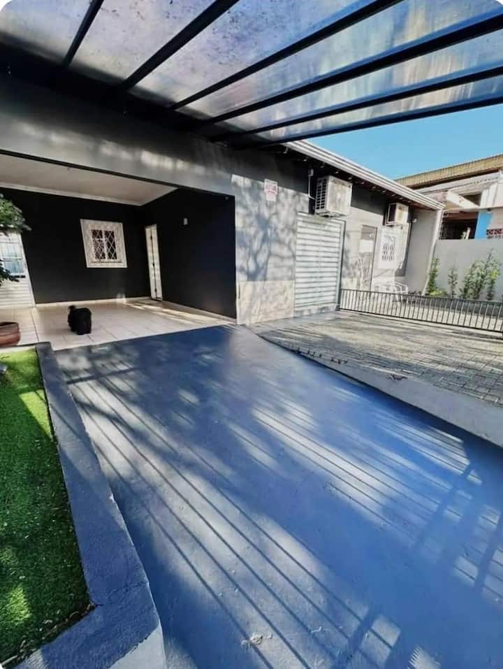 Casa Térrea, Ampla, Moderna E Automatizada. - Londrina