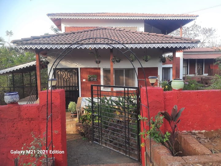 Meghamala Garden Villa: 3bhk Pet-centric Hideaway - Dapoli