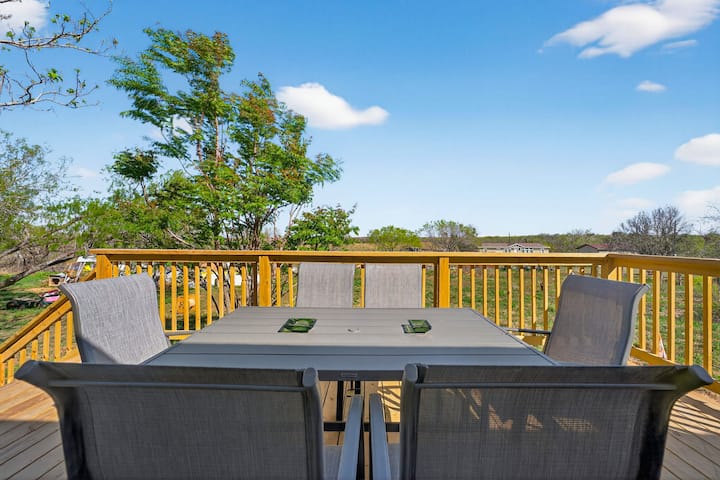 Private Countryside Escape • Deck Views • Near Sa - San Antonio, TX