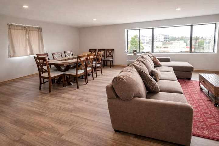 Depa Amplio, Con Vista Y Excelente Ubicación - Tijuana