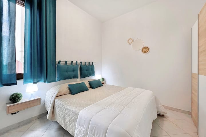 [Free Parking] In Pieno Centro- Soggiorno Semplice - Villasimius