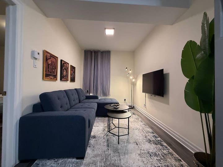 Modern 1br On Sainte-catherine | Walk To Metro - Montréal, QC
