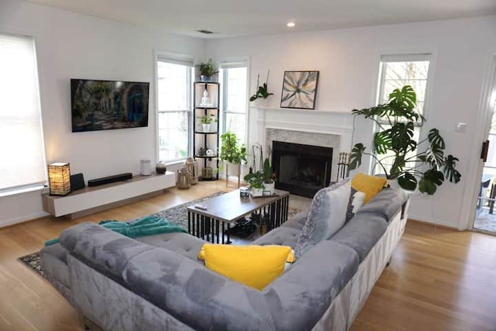 •	Luxury Stay 1br | Comfort & Workspace. - 제르맨타운