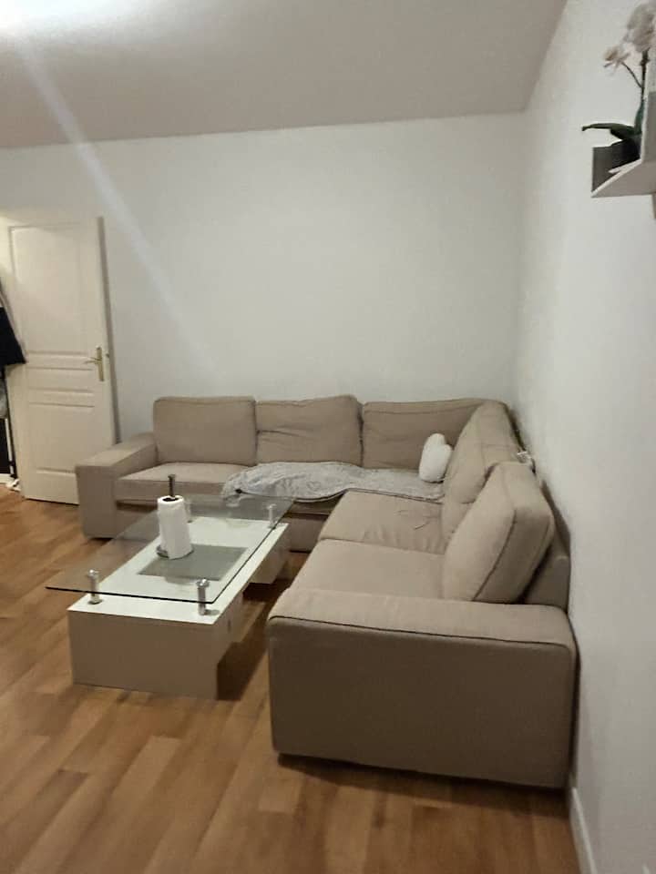 Appartement Chaleureux à Plein Centre-ville - Montlhéry
