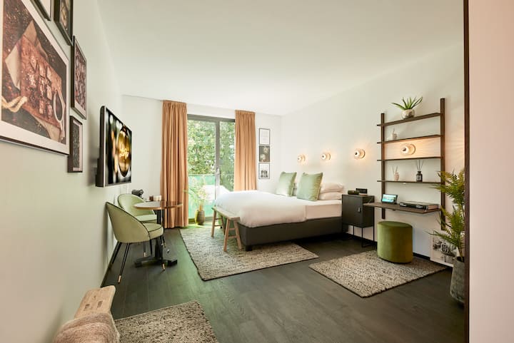 Urban Superior Room Mit Flussblick - Bremen
