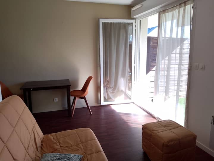 à 800 M De La Plage Du Portzic T2/ 33m2 + Terrasse - Crozon