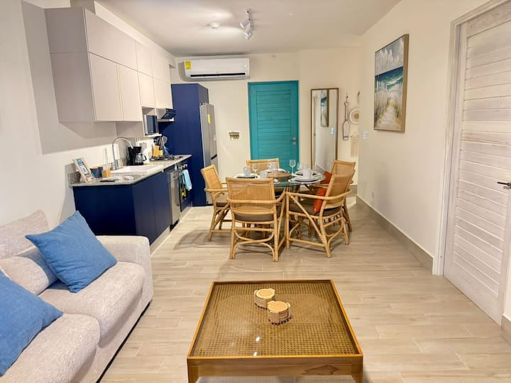 Apartamento Frente Al Mar Con Vista A La Piscina - Panama