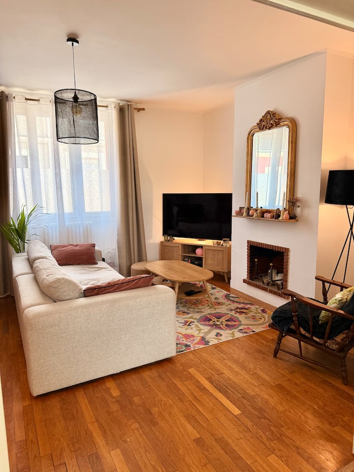 Charmante Mancelle Proche Centre Et Circuit - Le Mans