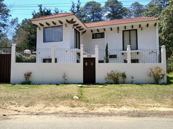 Casa De Descanso Cerca De Antigua Guatemala - Santiago Sacatepéquez