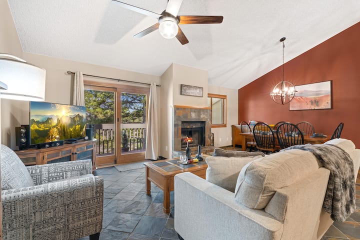 *Fireplace*golf Course* Country Club - Flagstaff