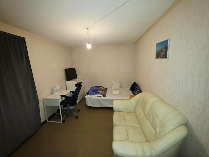 Quiet, Clean & Furnished Room - Long Term - Stockholm