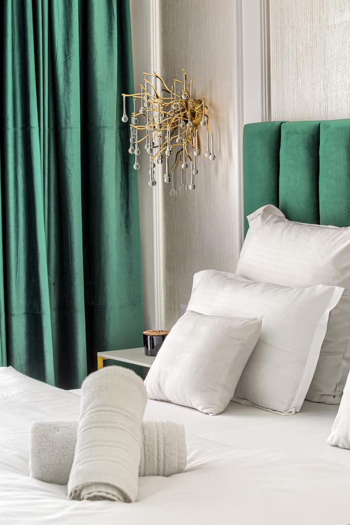 Sika Imperial Garden Apartment - Self Check-in - Arad