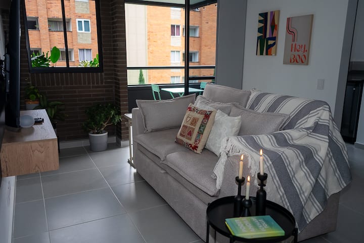 Luxury Apto Nuevo En Laureles Cerca De Todo - コロンビー メデジン