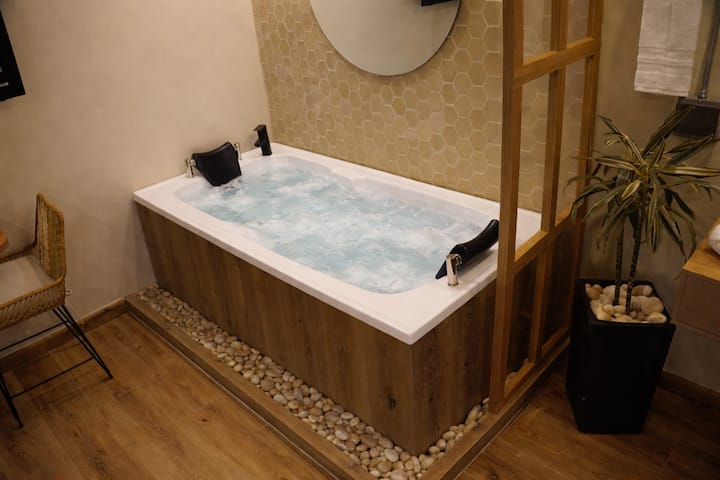 Lleras 201 Suite Premium | Bañera | El Poblado - 麥德林