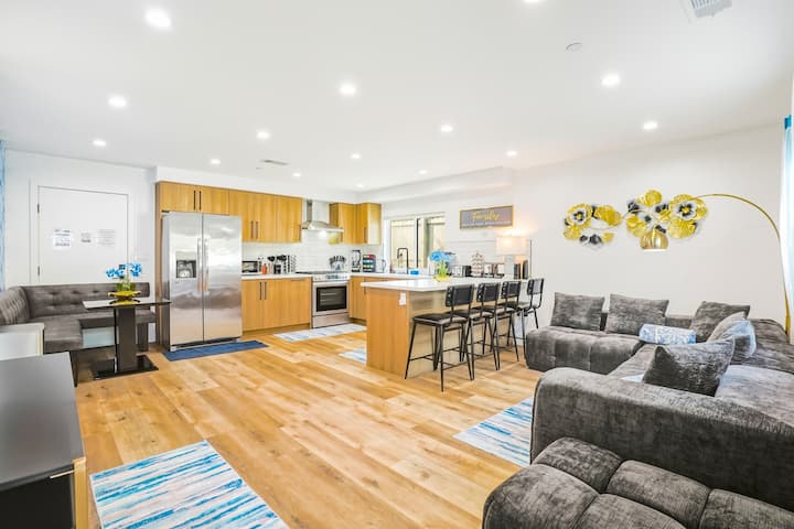 M. New 3br W/yard+parking, Universal 15, Fifa Sofi - Los Angeles, CA