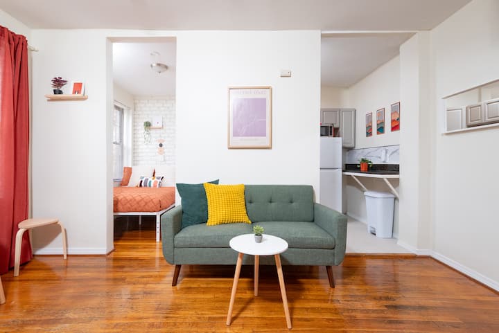 Fenway Park! – Walk To All! – 1bedroom/1bathroom! - Boston, MA