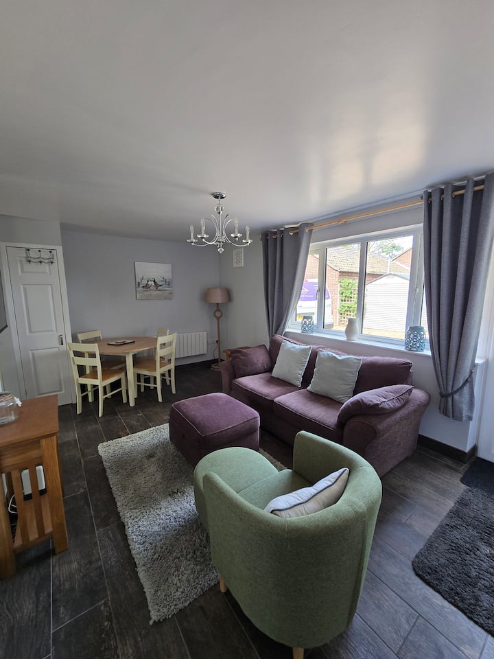 Family Quiet Parkside Chalet In Coastal Weybourne - Holt