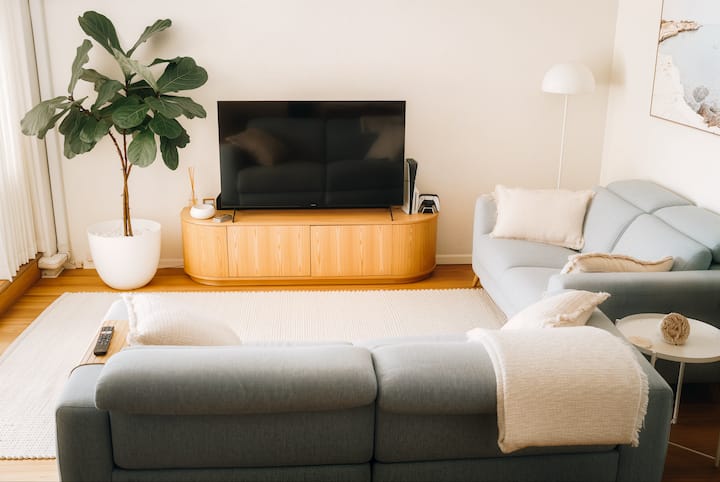 Eos Retreat – Boutique Beachfront Apt In Glenelg - Australië