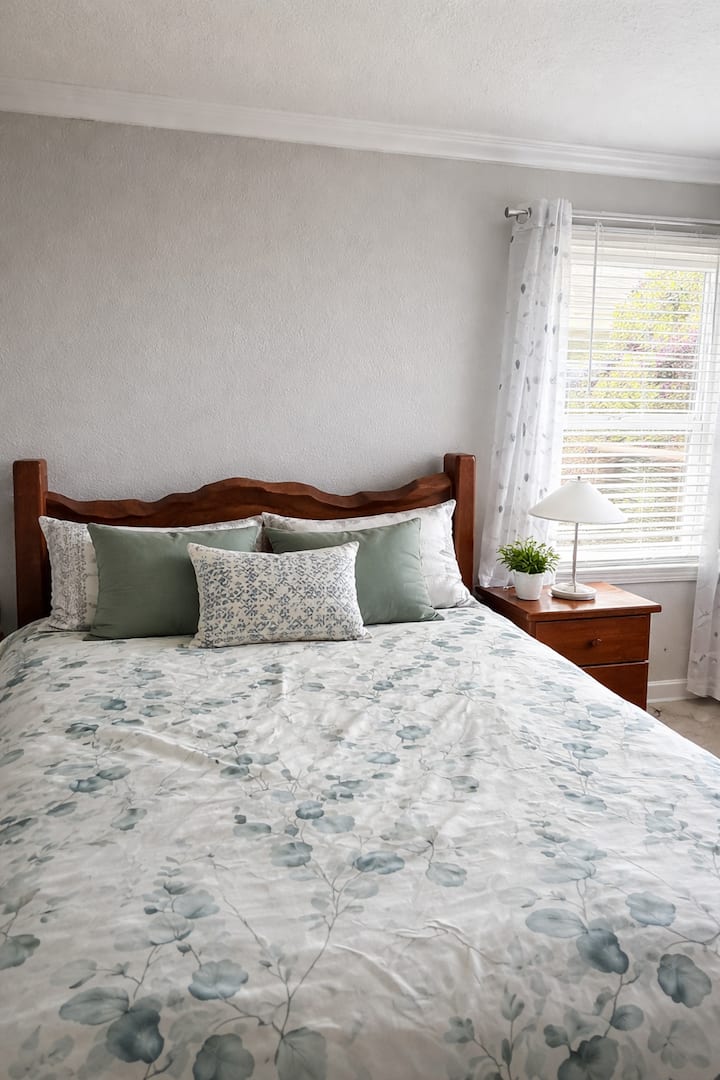 Pet Friendly Executive House. Fenced Yard, Ev Chrg - Redwood City, CA