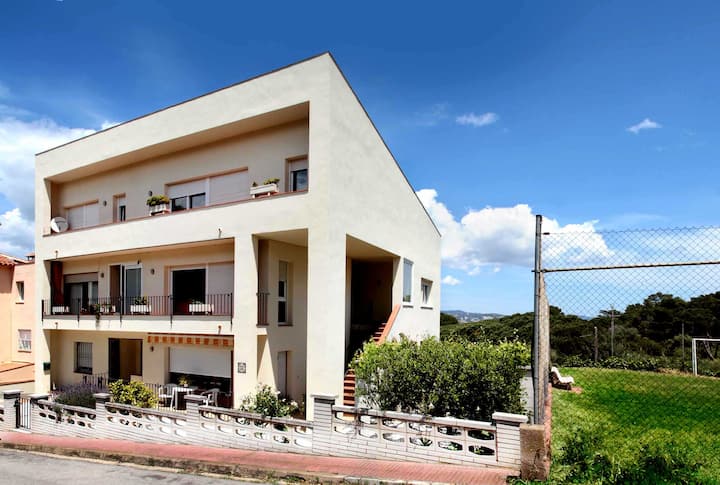 Grand Duplex Familial · 8 Personnes · Costa Brava - Playa de Aro