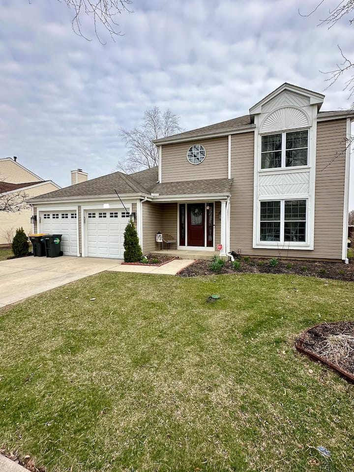 Streamwood Escape - Bartlett, IL