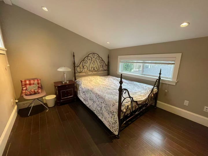 Cozy Private Home Near Ubc & Pacific Spirit Park - Vancouver