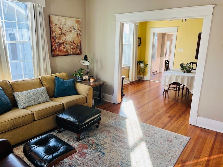 The Birdhouse 3.6 Miles To Lu - Lynchburg, VA