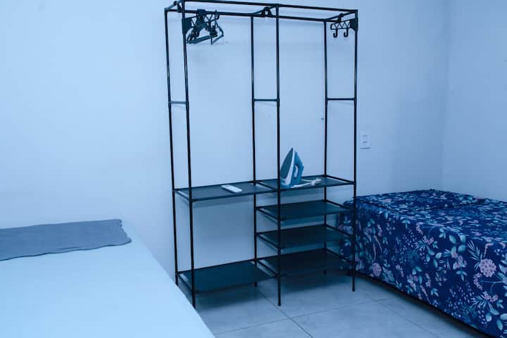 Casa Com Boa Localização, 2 Qtos, 5/7 Hospedes - Lucas do Rio Verde