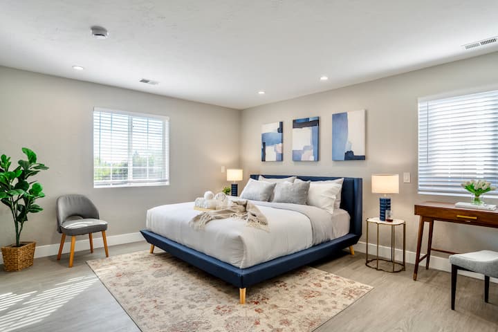 Spacious 6br 3ba Home Groups & Families | Near 580 - Oakland, CA