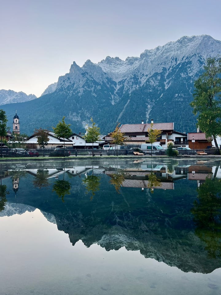 Bergruhe: Barrierefreies Bergpanorama M. Terrasse - Mittenwald