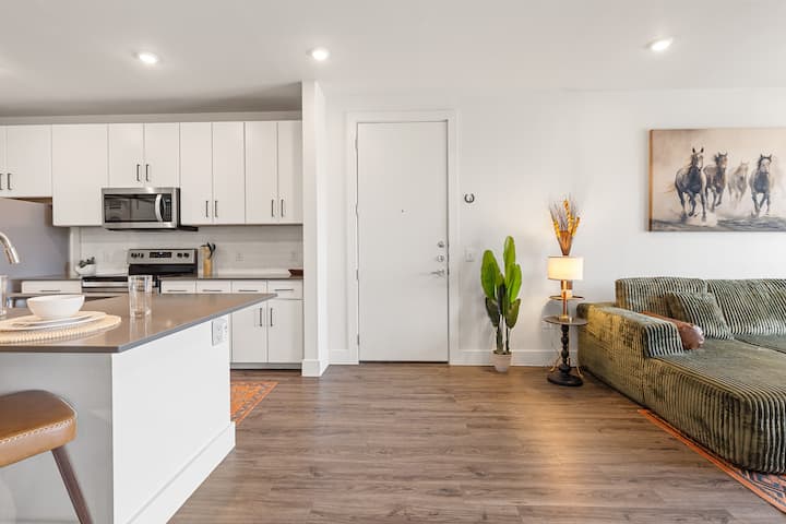 Modern 1br Retreat W/ Resort Pool& Stylish Living - Westgate - Austin