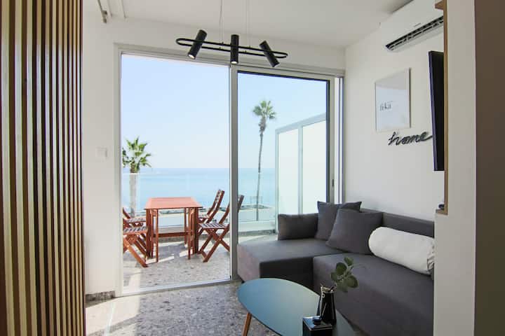 Phaedrus Living: Seafront Residence Lighthouse 52 - Paphos