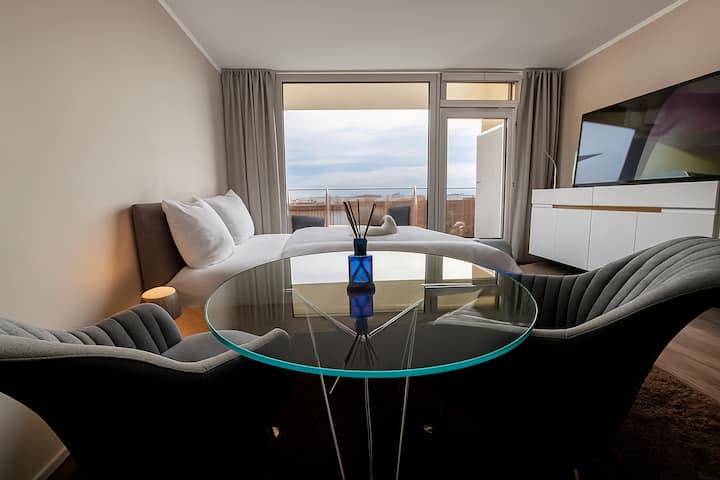 Modernes Apartment Mit Panorama-blick & Balkon - Munich (Monacor di Baviera)