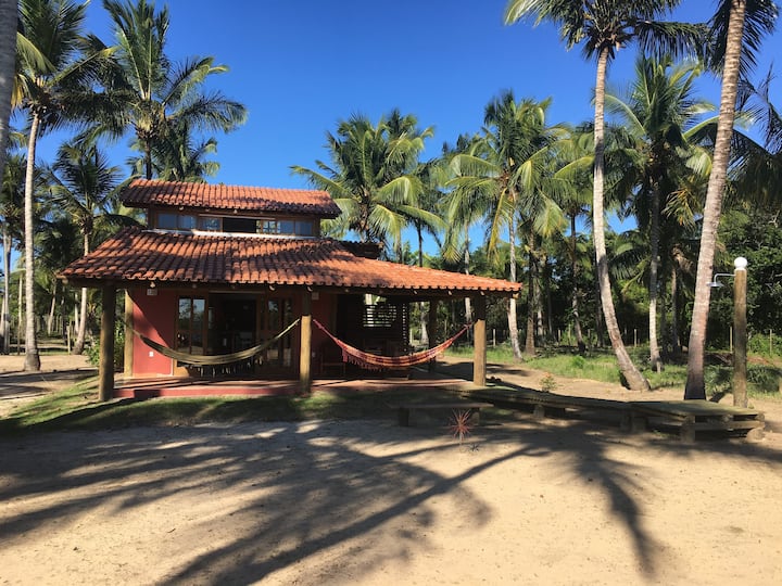 Casa Terracota: Charme E Conforto Na Beira Do Rio - Caravelas
