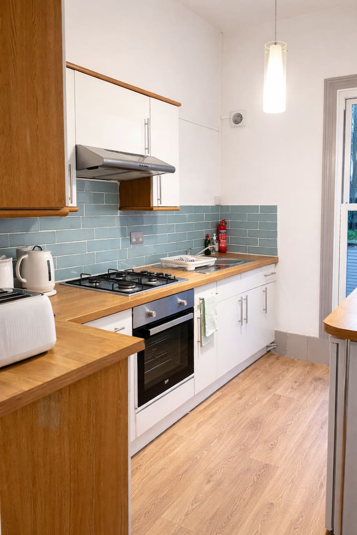 Relocation 3br Penthouse Central Parking Long Term - Newark-on-Trent