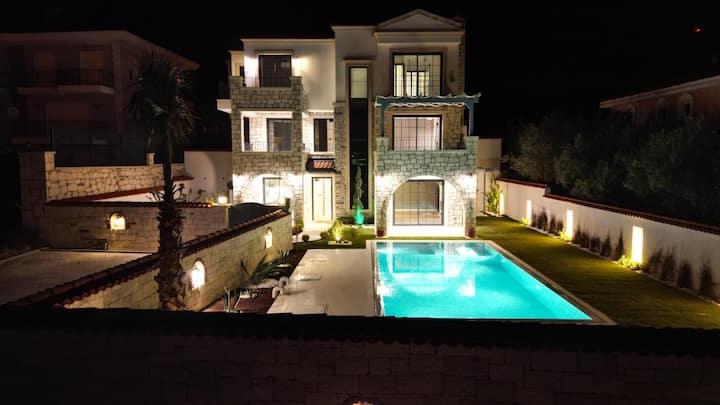 ÇEşme/reisdere Müstakil Taş Ev - Alaçatı