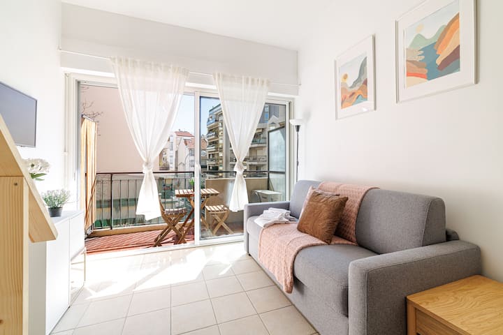 Duplex Cosy Avec Terrasse – 5 Min Plage & Centre - Niza