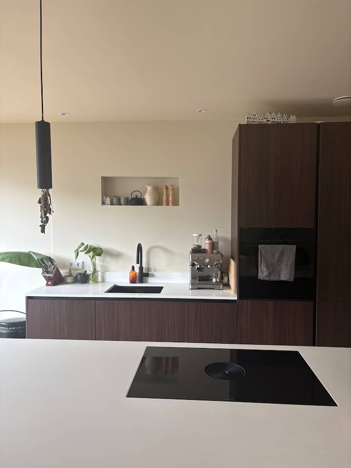 Spacious Family Home With 2 Gardens Near Hotspots - Amszterdam